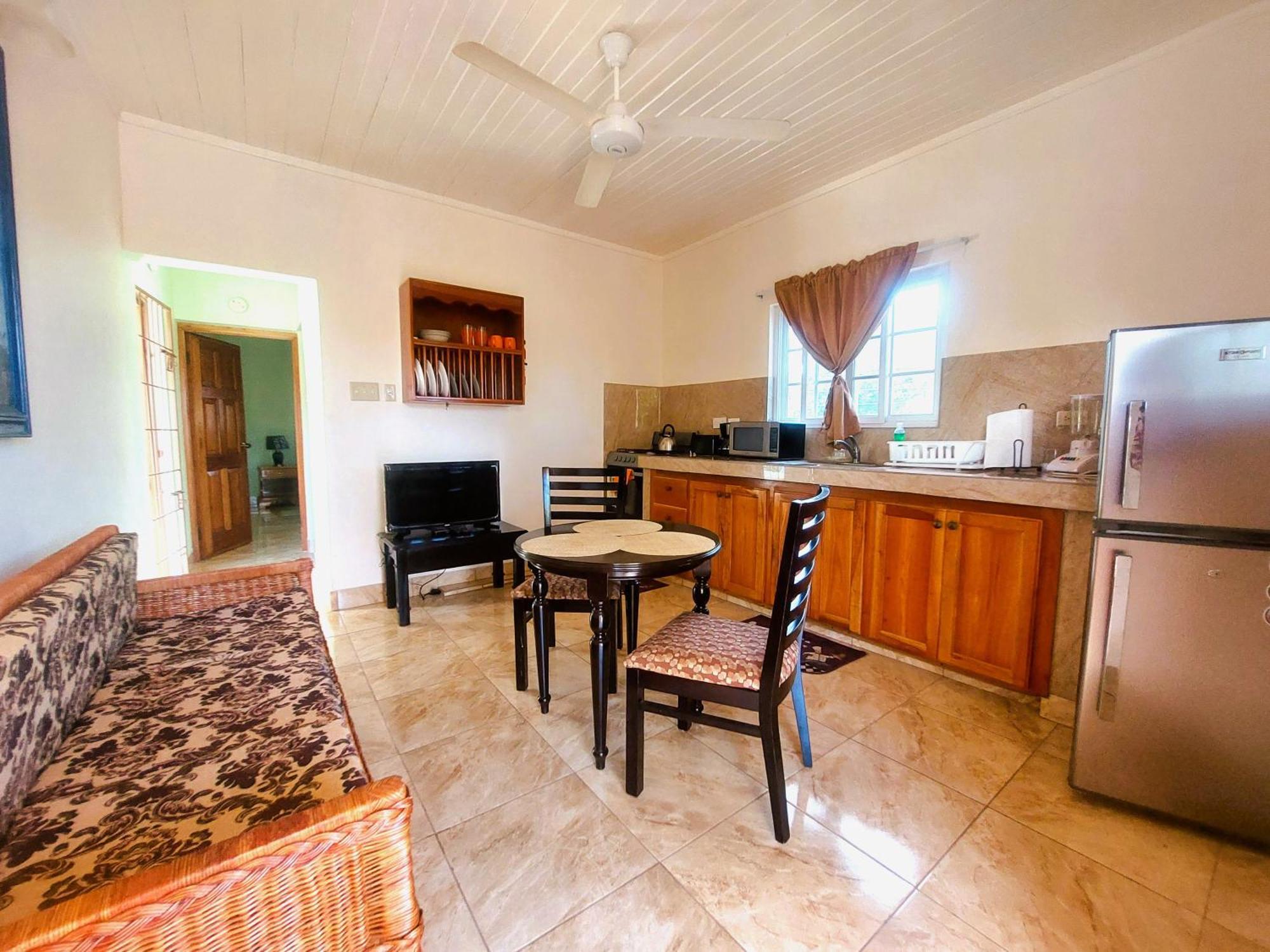 THE STONEY GATE COTTAGES NEGRIL